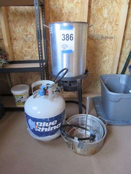 PROPANE TURKEY DEEP FAT FRYER W/ FULL TANK OF PROPANE, INCLUDES BASKETS ...