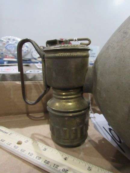 GUYS DROPPER MINERS LAMP WITH 7" REFLECTOR - McPherson Auction & Realty