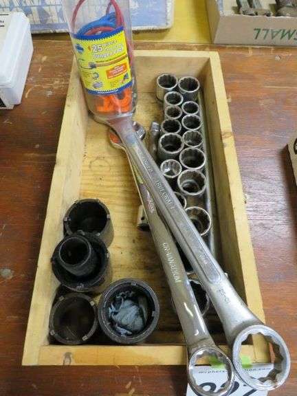 3/4 INCH DRIVE SOCKETS WITH BREAKER BAR, 2 LARGE BOX OPEN WRENCHES ...