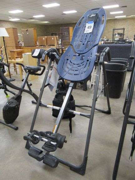 TEETER "HANG UPS" MACHINE - McPherson Auction & Realty
