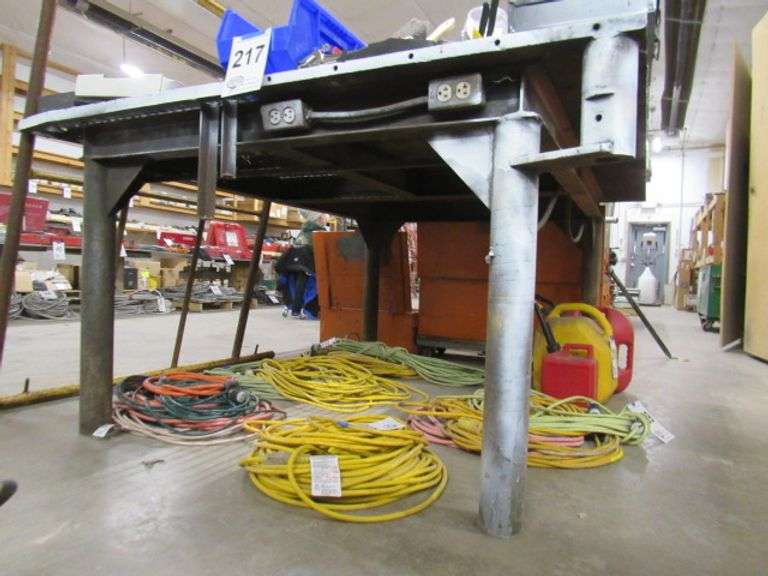 WELDING TABLE 65" X 79" WITH 1" PLATE - EXCELLENT HEAVY DUTY WELDING ...