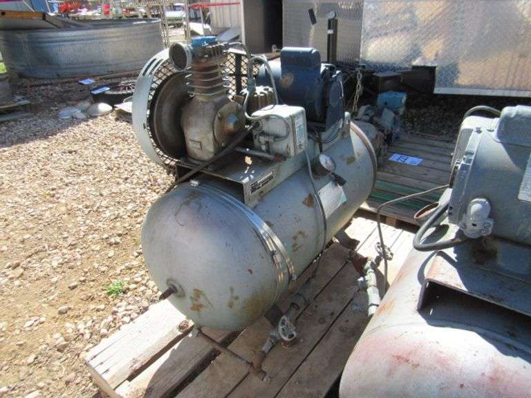 TWO JOHNSON SYSTEM AIR CONDITIONER CONTROL AIR COMPRESSORS CONDITION ...