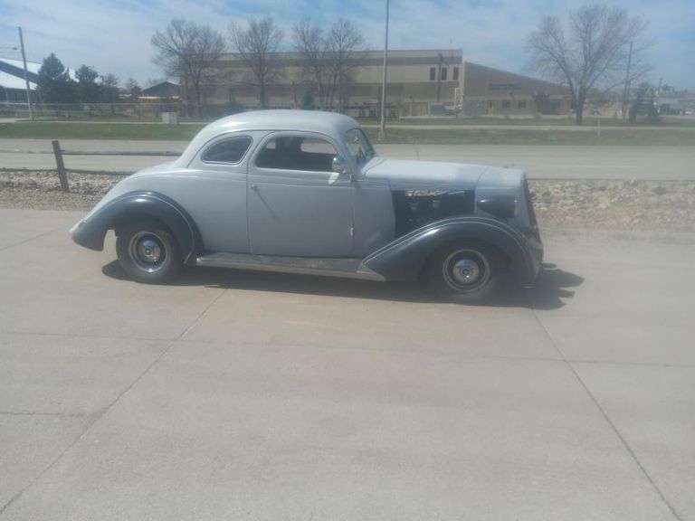 1936 NASH COUPE CUSTOM - McPherson Auction & Realty