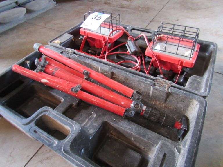 SET OF RED POWER LIGHT WORK LIGHTS, WITH CASE, STAND NEEDS WORK ...