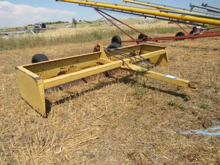 HYDRAULIC BOX SCRAPPER 12' WX 32" DEEP 24" TALL REVERSIBLE CUTTING EDGE ...