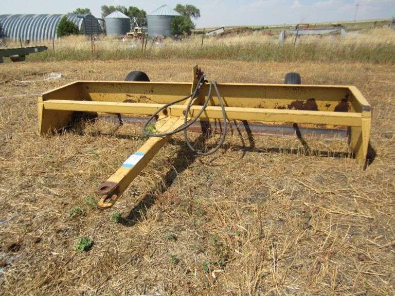 HYDRAULIC BOX SCRAPPER 12' WX 32" DEEP 24" TALL REVERSIBLE CUTTING EDGE ...