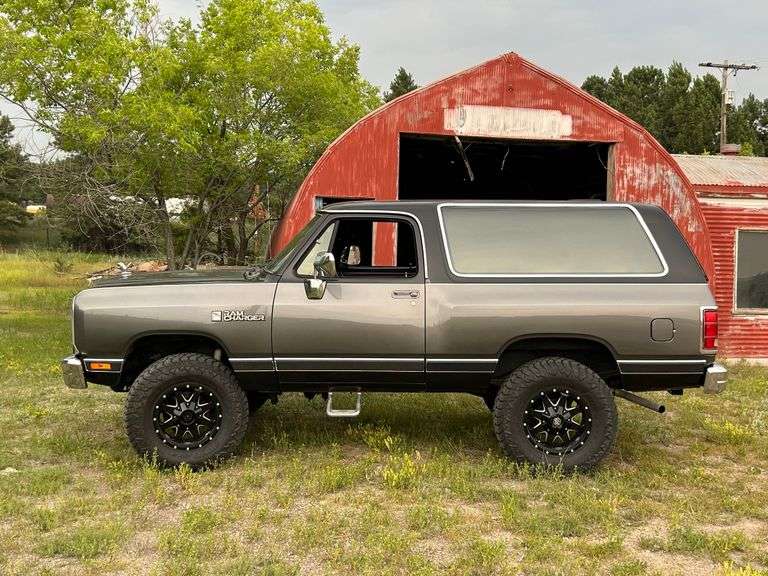 1989 DODGE RAM CHARGER - McPherson Auction & Realty