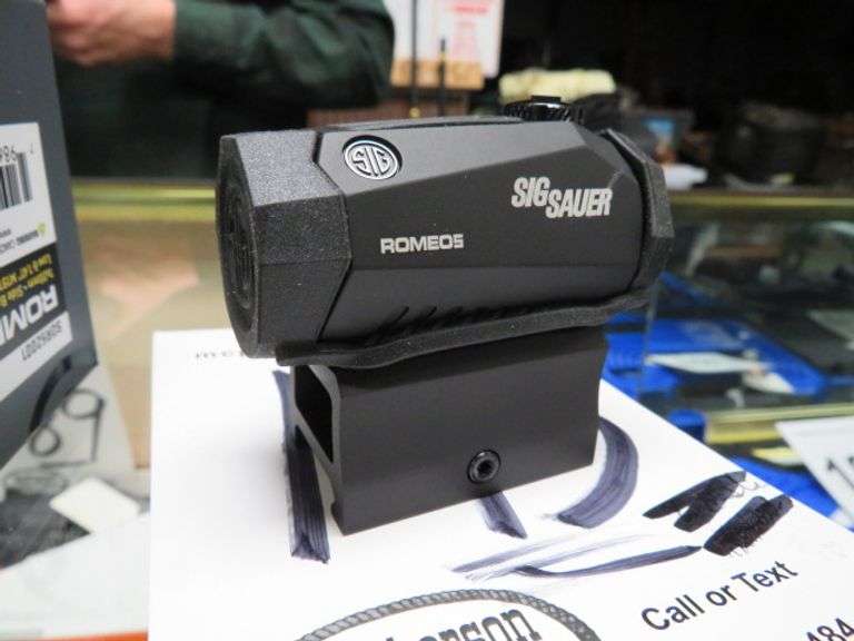 SIG SAUER ROMEO 5 RED DOT SCOPE 1X20MM - McPherson Auction & Realty