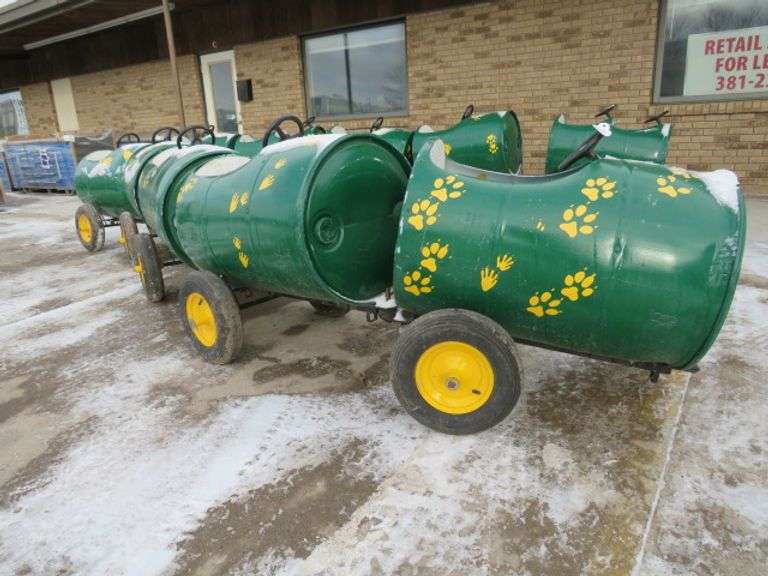 5 PLASTIC BARREL KIDS TRAIN CARS ALL TO GO ONE MONEY FOR 5 THESE WERE ...