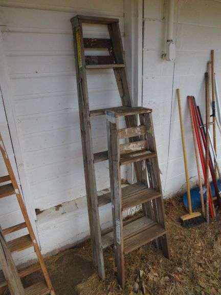 4' AND 6' WOODEN STEP LADDER - McPherson Auction & Realty