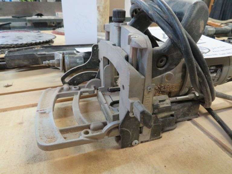 PORTER CABLE MOD. 557 PLATE JOINER - McPherson Auction & Realty