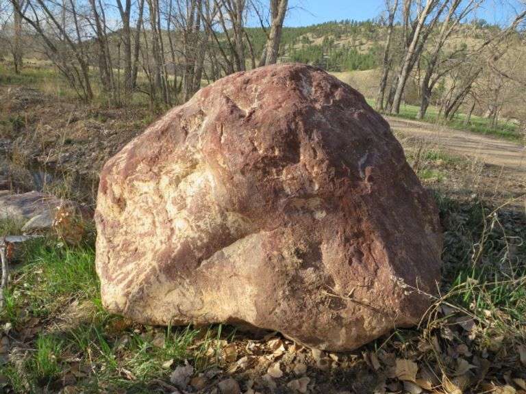 (largest of the three boulders ) LARGE LANDSCAPE BOULDER - APROX. 40 ...