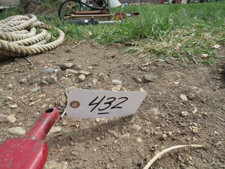 TRACTOR DRAW BAR, TOP LINK AND HITCH - McPherson Auction & Realty