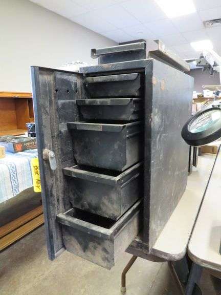 GENEVA PICKUP 5 DRAWER TOOL BOX W/ KEY 19'DEEP X 8'WIDE X 21' TALL ...