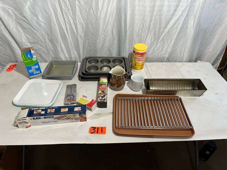 Electric Knife, Plates, Baking Pans, Pitcher, Thermometer - Meagher ...