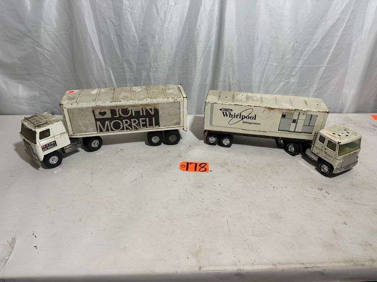John Morrell & Whirlpool Tractor Trailer Sets - Meagher Auctioneers
