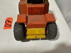 Tonka Farm Master Tractor - Meagher Auctioneers