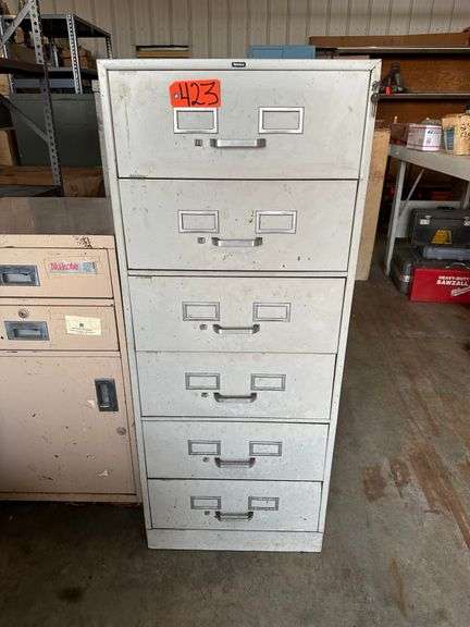Storage Cabinet - Meagher Auctioneers
