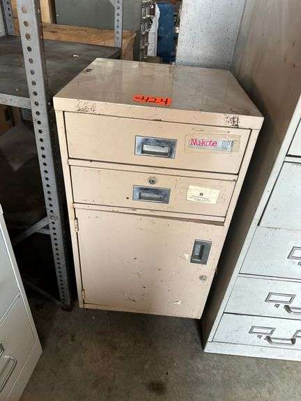Storage Cabinet - Meagher Auctioneers