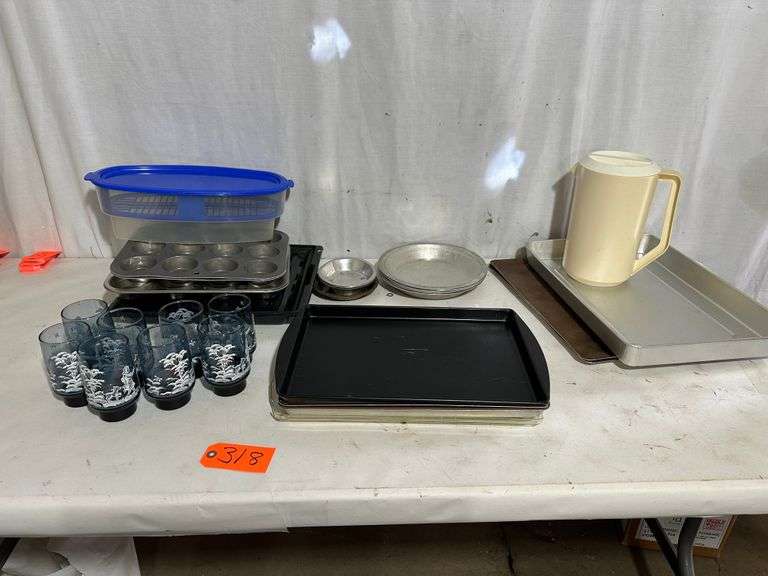 Glasses, Baking Pans, Pitcher, Breading Shaker - Meagher Auctioneers