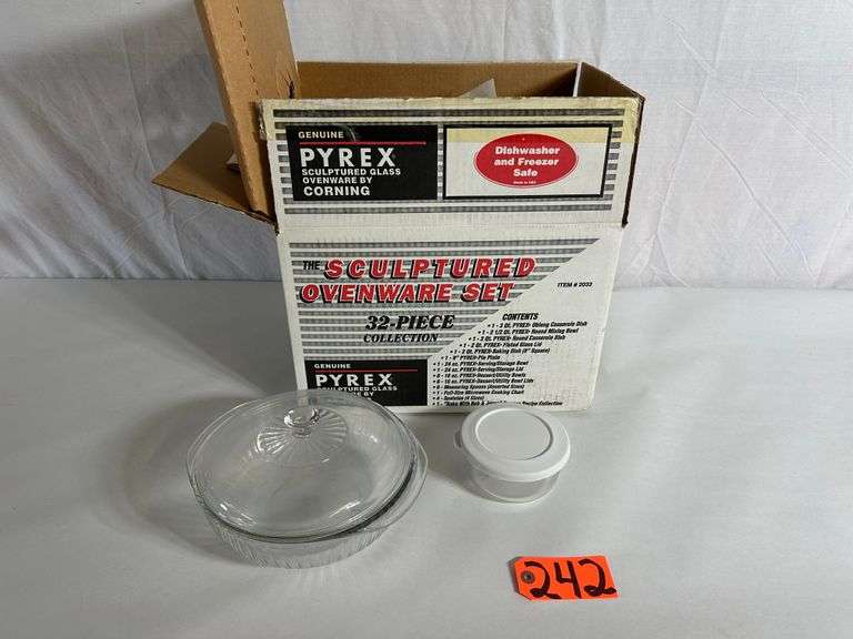 New Pyrex Ovenware Set - Meagher Auctioneers