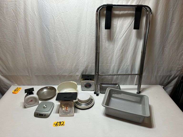 Scales, Server Tray Stand - Meagher Auctioneers