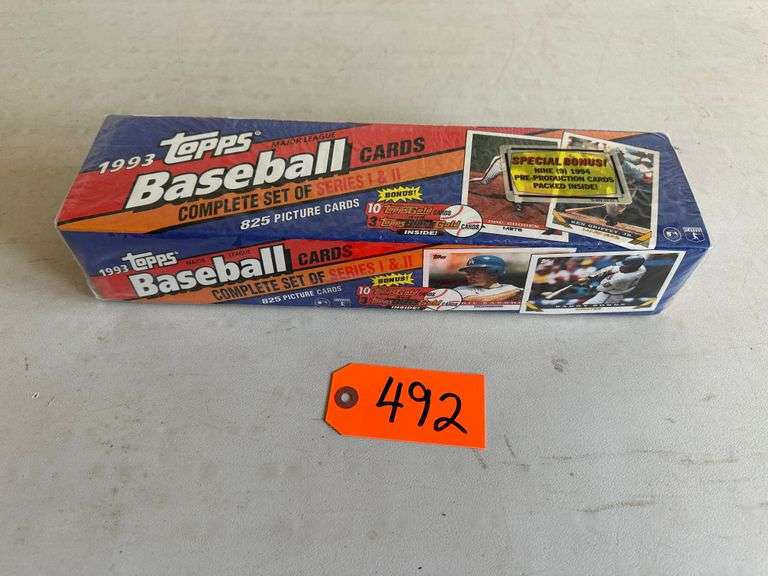 1993 Topps Baseball Trading Cards Complete Set - Meagher Auctioneers