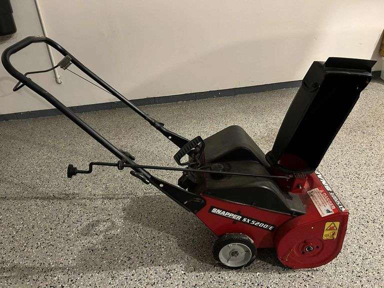 Snapper SX 5200 E Snowblower - Meagher Auctioneers