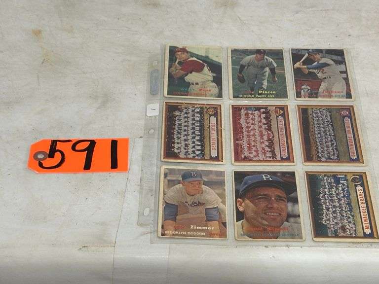 1957 Topps Baseball Cards - Meagher Auctioneers