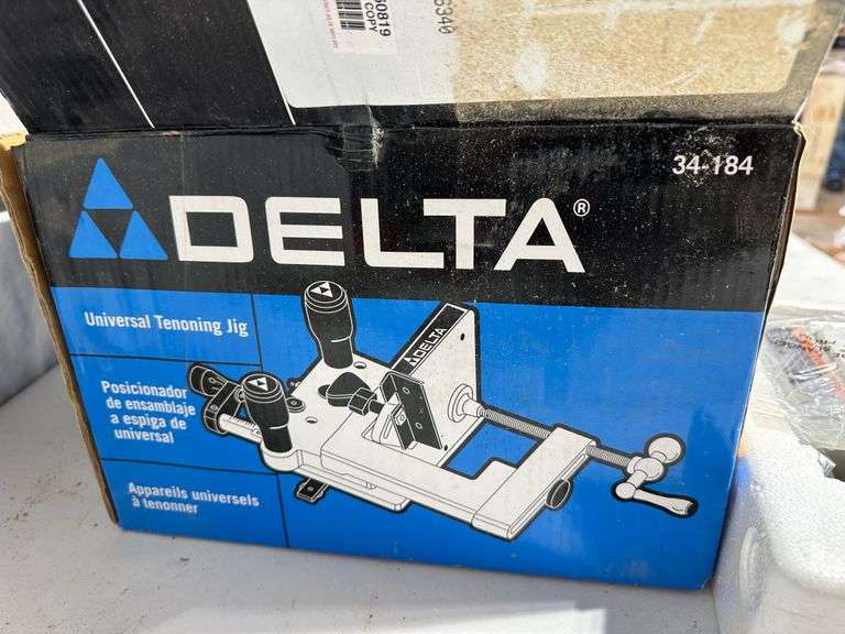 Delta Universal Tenoning Jig - Meagher Auctioneers