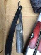 Pocket Knives/ Multi Tool Assortment Straight razor - Metzger Property ...