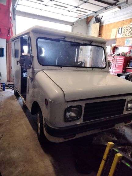 1983 Grumman KubVan work truck diesel - Metzger Property Services, LLC