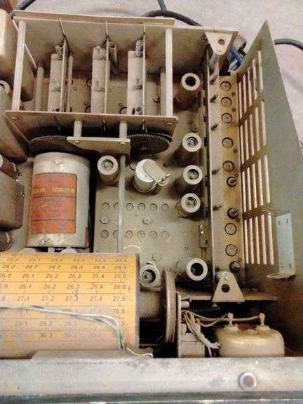WW2 Collins military ham Radio receiver R-388 - Metzger Property ...