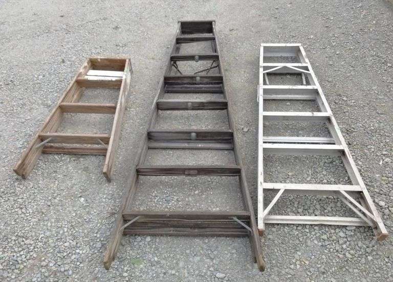 Wood and aluminum step ladder assortment, 4',6', and 8' - Metzger ...