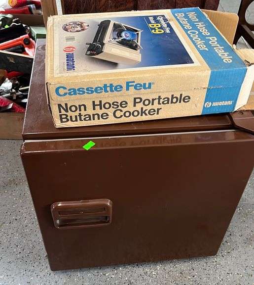 Butane cooker model b-9, and dorm refrigerator 18x19x20" - Metzger ...