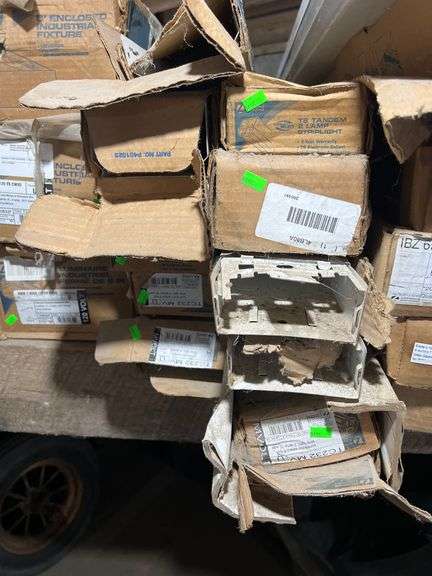 TC232- Tandem T8- Strip light fixtures - Metzger Property Services, LLC