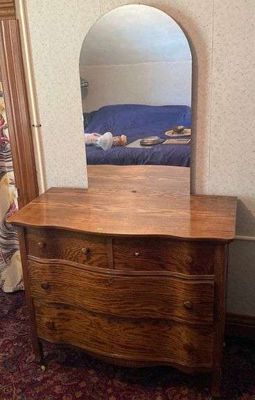 Curve Front Dresser with Mirror (missing a knob) 40”x67”x21” - Metzger ...