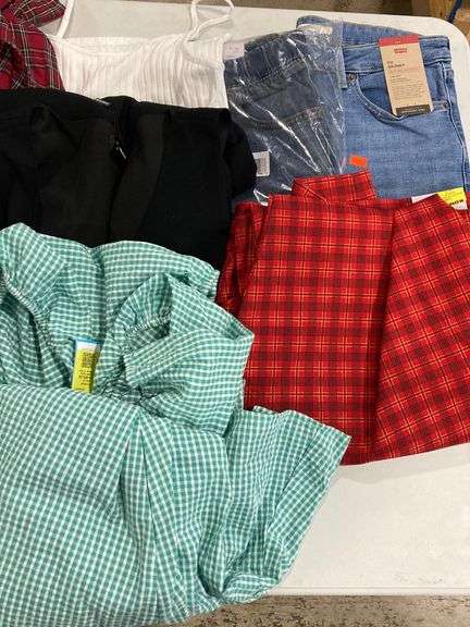 Women’s Clothing Assortment - Assorted Sizes/Styles - Metzger Property ...