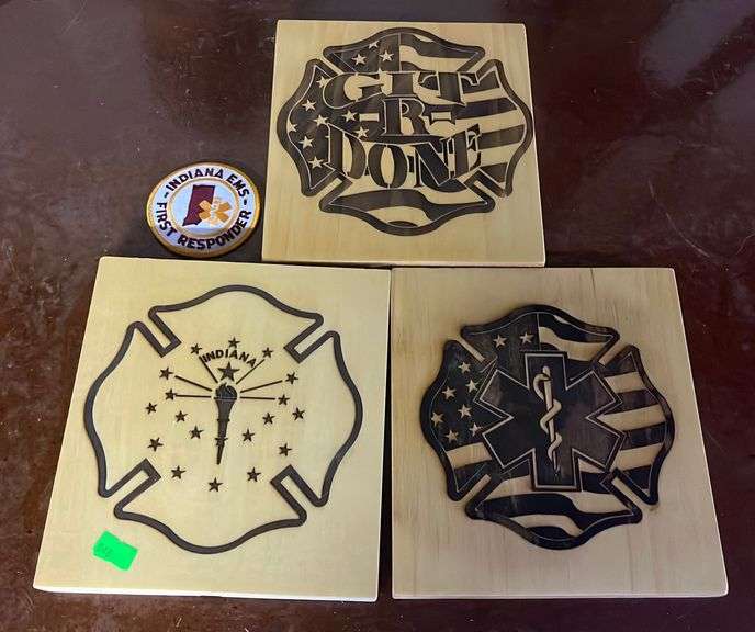 Wood Fireman Plaques 7.24”x8” • E.M.S. First Responder Patch & Name ...