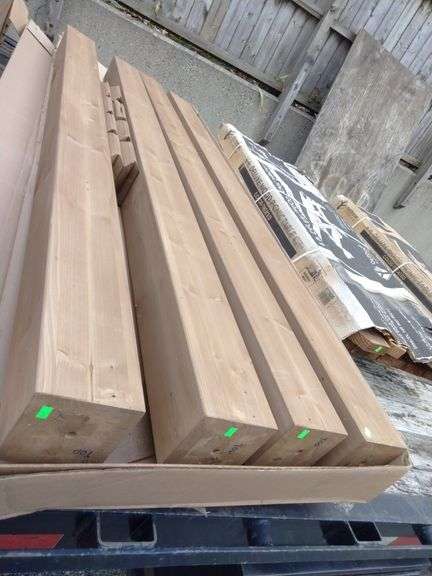 4 Porch Posts 7ft with base trim 5.5x5.5" - Metzger Property Services, LLC