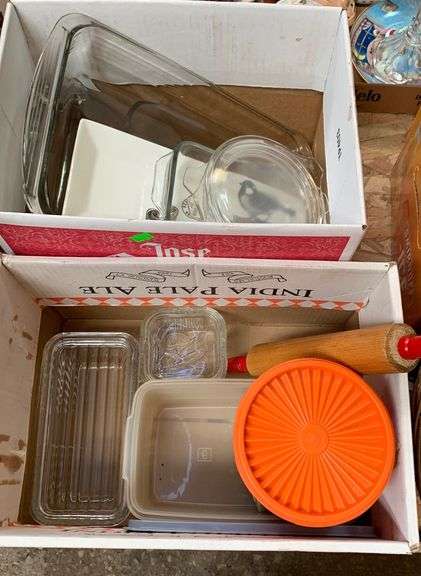 Pyrex glass baking dishes including pie plates and casserole dishes ...