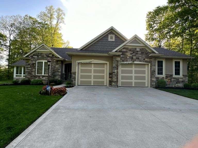 6.29.23 -- ONLINE ONLY AUCTION -- BEAUTIFUL, SECLUDED HOME WITH ...