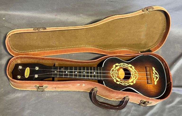Vintage 1940's Harmony Art Deco Stencil Ukulele 21” - Metzger Property ...