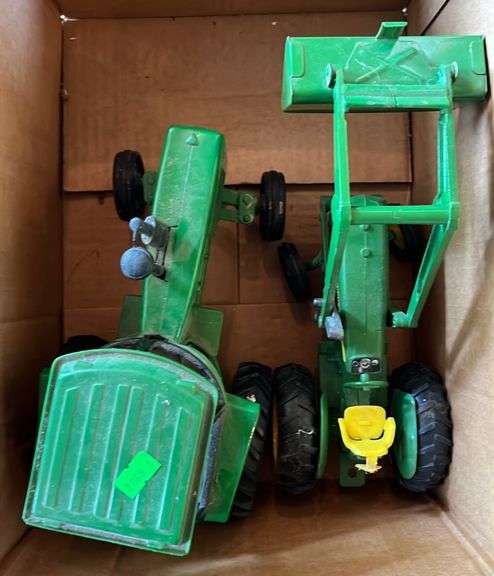 John Deere utility tractor 4450 with loader - 1/16 scale - Metzger ...