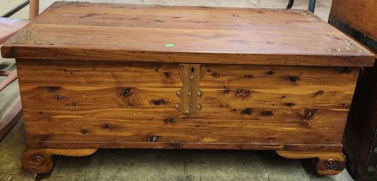 Red cedar Storage Trunk 36" L x 18" D x 17" T filled with stuffed ...