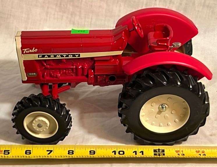 Farm Toy 1206 diecast metal toy tractor replica - Metzger Property ...
