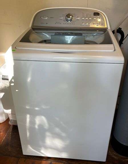 Whirlpool Cabrio washing machine - Metzger Property Services, LLC