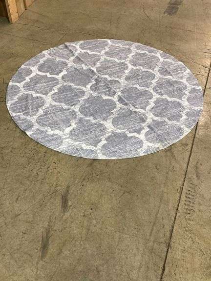Grey/White Round Rug-70” - Metzger Property Services, LLC