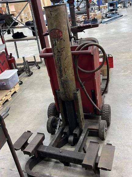 Gray model 100 porta matrix car/truck lift air operated - Metzger ...
