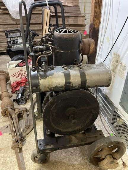 1920s Hit & Miss Engine Delco-Light Plant, Farm Light, must connect ...